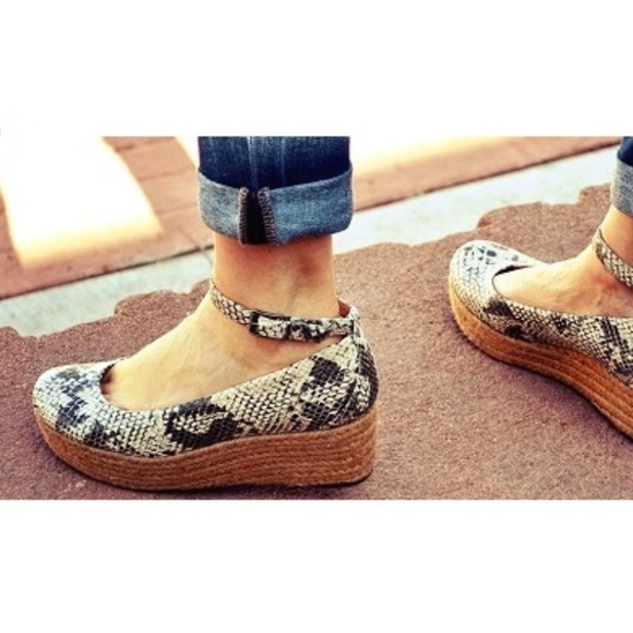 Nicole | Shoes | Nicole Gusty Snake Print Platform Espadrilles | Poshmark
